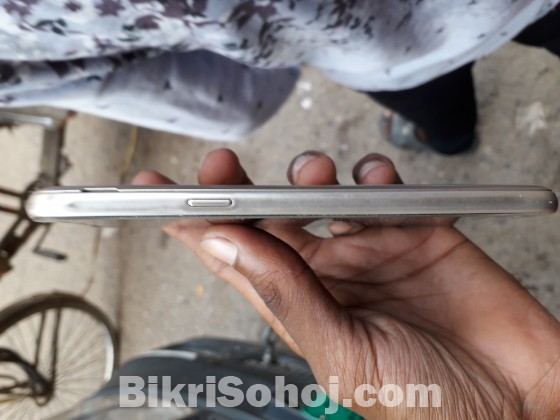 Mobile Phones : samsung j36.2016....ram 1.5gb room 8gb...3g.4g.dual sim ...